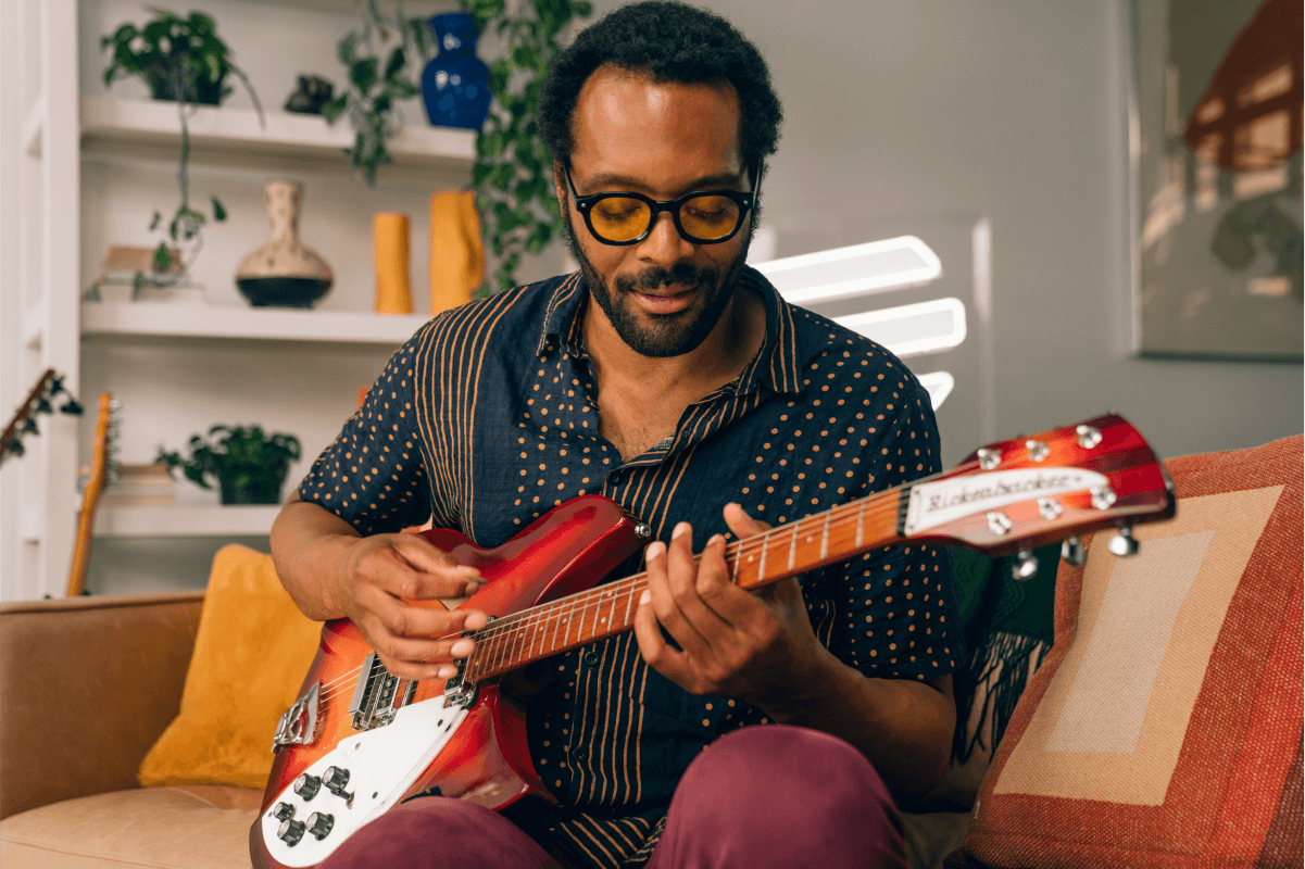 Hammer Ons & Pull Offs Mastery: A Beginner's Guide to Guitar Techniques - Pickup Music